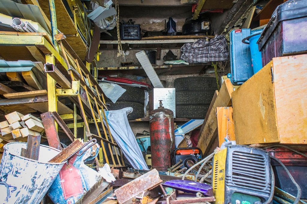 There's No Place Like Clutter - South Carolina Pest Control Association